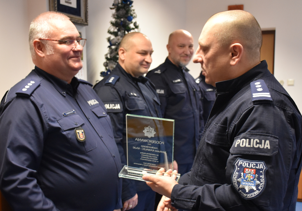 Zmiany kadrowe w Komendzie Powiatowej Policji w Wołominie - Aktualności - KPP w Wołominie